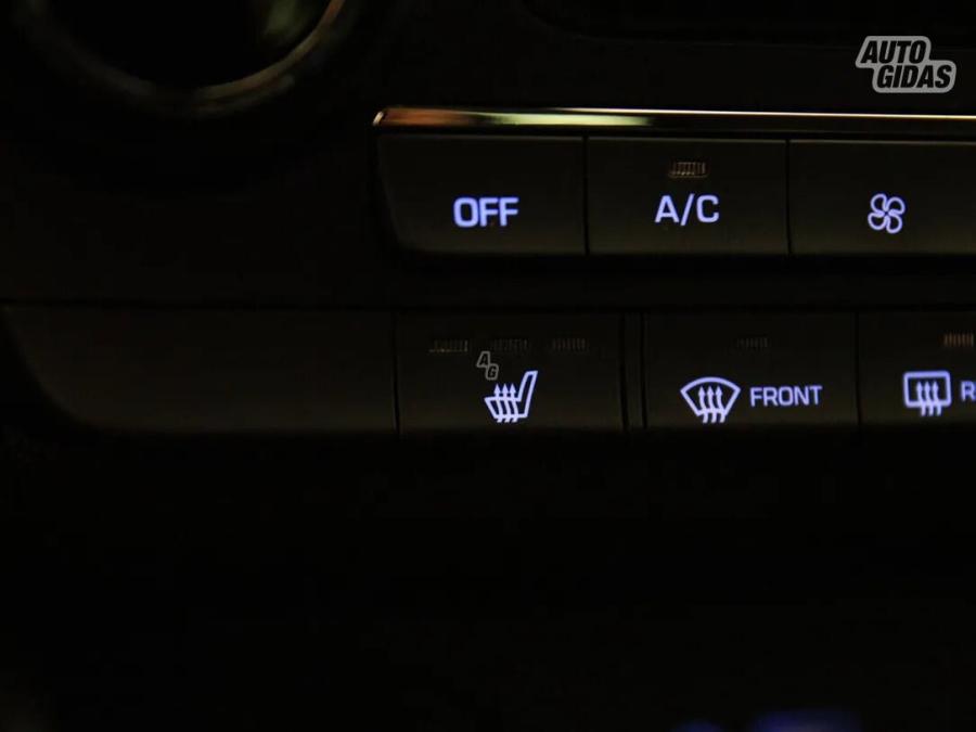 Brown Hyundai Tucson 2016 in Vilnius, with an engine capacity of 1.60 L and mileage of 194 thousand km for 11299 €, photo 31 on AUTOMOTO.COM.LV