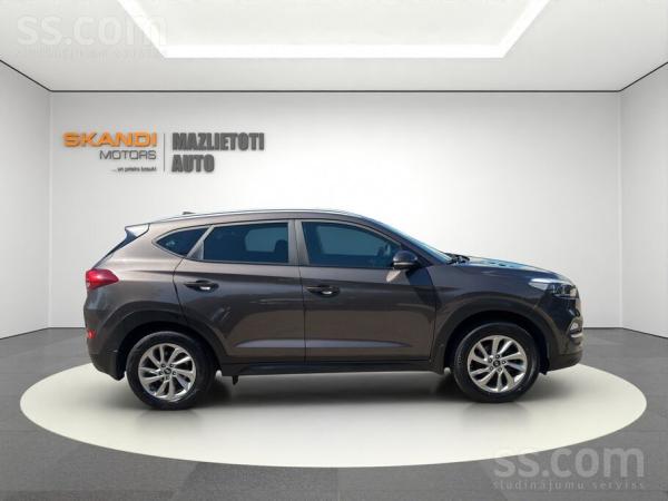 Brūns Hyundai Tucson 2016 Rīga, ar dzinēja tilpumu 1.60 L un nobraukumu 126 tūkst. km par 11490 €, foto 7 vietnē AUTOMOTO.COM.LV