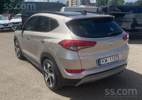 Brown Hyundai Tucson 2016 in Riga, with an engine capacity of 1.60 L and mileage of 65 thousand km for 17900 €, photo 3 on AUTOMOTO.COM.LV