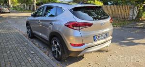 Brown Hyundai Tucson 2016 in Liepaja, with an engine capacity of 1.60 L and mileage of 101 thousand km for 12900 €, photo 4 on AUTOMOTO.COM.LV
