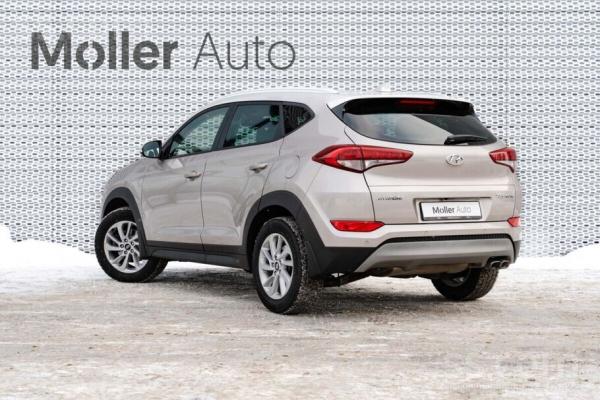 Brown Hyundai Tucson 2017 in Riga, with an engine capacity of 1.60 L and mileage of 73 thousand km for 16650 €, photo 3 on AUTOMOTO.COM.LV