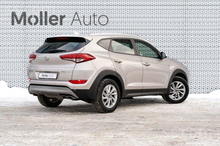 Brown Hyundai Tucson 2017 in Riga, with an engine capacity of 1.60 L and mileage of 73 thousand km for 16650 €, photo 4 on AUTOMOTO.COM.LV