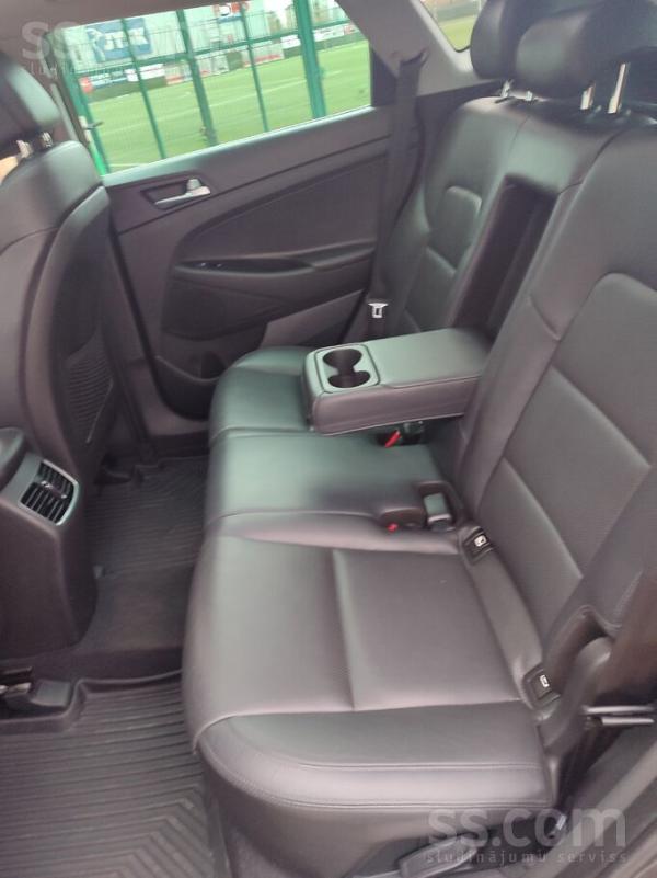 Brūns Hyundai Tucson 2017 Daugavpils, ar dzinēja tilpumu 2.00 L un nobraukumu 303 tūkst. km par 10900 €, foto 10 vietnē AUTOMOTO.COM.LV
