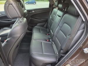 Brown Hyundai Tucson 2017 in Jelgava, with an engine capacity of 1.60 L and mileage of 192 thousand km for 15500 €, photo 12 on AUTOMOTO.COM.LV