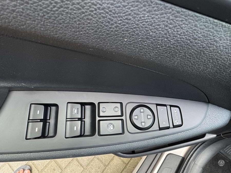 Brūns Hyundai Tucson 2017 Kauņa, ar dzinēja tilpumu 2.00 L un nobraukumu 177 tūkst. km par 13900 €, foto 16 vietnē AUTOMOTO.COM.LV