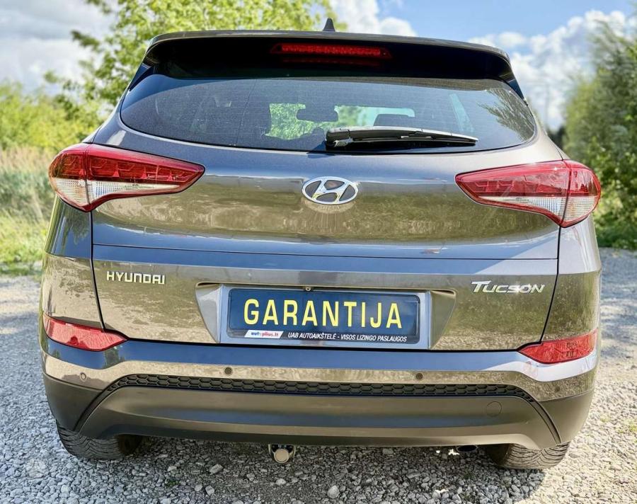 Brūns Hyundai Tucson 2017 Šauļi, ar dzinēja tilpumu 1.70 L un nobraukumu 182 tūkst. km par 14450 €, foto 7 vietnē AUTOMOTO.COM.LV
