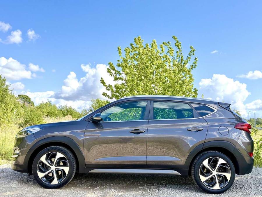 Brūns Hyundai Tucson 2017 Šauļi, ar dzinēja tilpumu 1.70 L un nobraukumu 182 tūkst. km par 14450 €, foto 14 vietnē AUTOMOTO.COM.LV