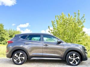 Brūns Hyundai Tucson 2017 Šauļi, ar dzinēja tilpumu 1.70 L un nobraukumu 182 tūkst. km par 14450 €, foto 15 vietnē AUTOMOTO.COM.LV