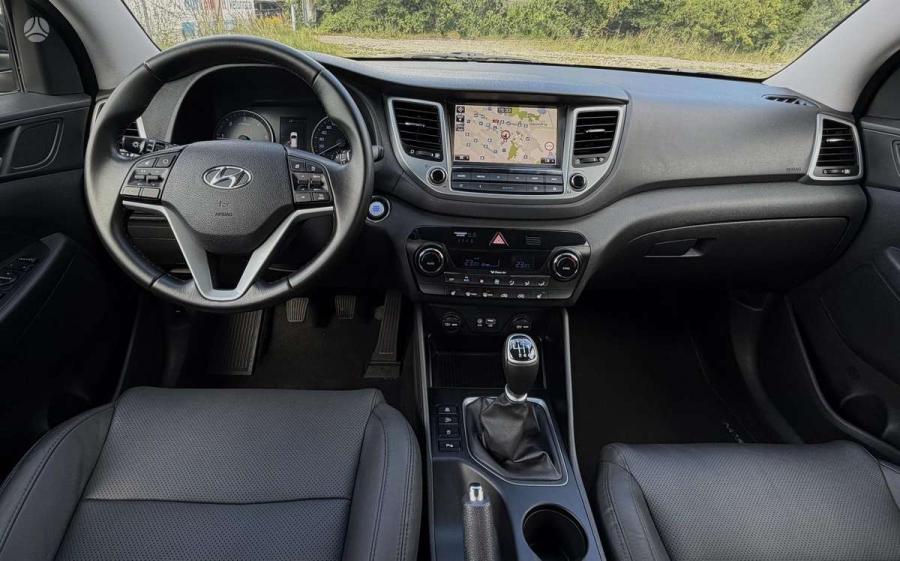 Brūns Hyundai Tucson 2017 Šauļi, ar dzinēja tilpumu 1.70 L un nobraukumu 182 tūkst. km par 14450 €, foto 27 vietnē AUTOMOTO.COM.LV