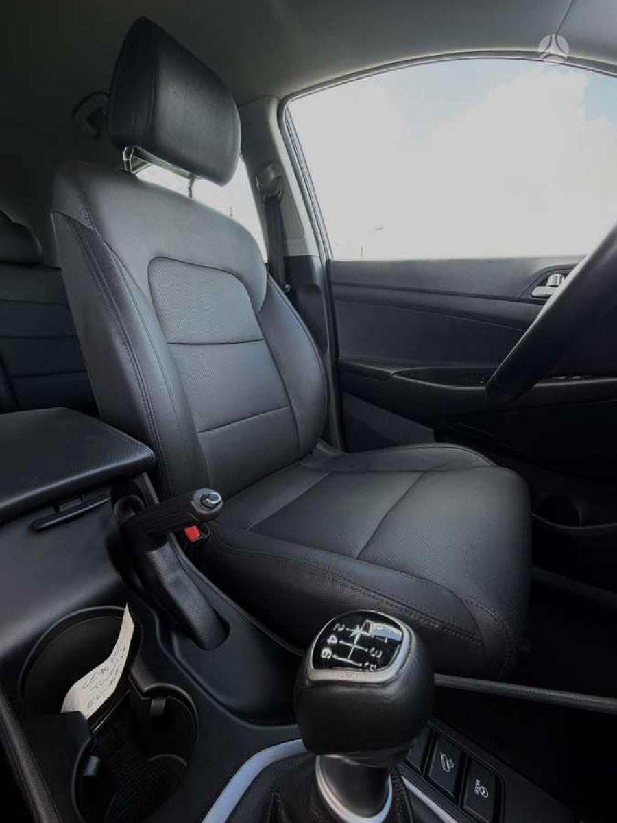 Brūns Hyundai Tucson 2017 Šauļi, ar dzinēja tilpumu 1.70 L un nobraukumu 182 tūkst. km par 14450 €, foto 31 vietnē AUTOMOTO.COM.LV