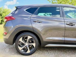 Brūns Hyundai Tucson 2017 Šauļi, ar dzinēja tilpumu 1.69 L un nobraukumu 182 tūkst. km par 14450 €, foto 10 vietnē AUTOMOTO.COM.LV