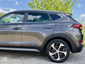 Brūns Hyundai Tucson 2017 Šauļi, ar dzinēja tilpumu 1.69 L un nobraukumu 182 tūkst. km par 14450 €, foto 13 vietnē AUTOMOTO.COM.LV