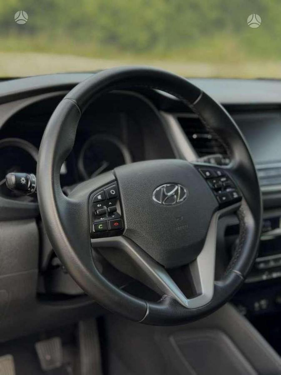 Brūns Hyundai Tucson 2017 Šauļi, ar dzinēja tilpumu 1.69 L un nobraukumu 182 tūkst. km par 14450 €, foto 25 vietnē AUTOMOTO.COM.LV