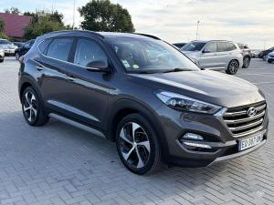 Brown Hyundai Tucson 2017 in Taurage, with an engine capacity of 1.69 L and mileage of 259 thousand km for 10300 €, photo 6 on AUTOMOTO.COM.LV