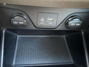 Brown Hyundai Tucson 2017 in Taurage, with an engine capacity of 1.69 L and mileage of 259 thousand km for 10300 €, photo 37 on AUTOMOTO.COM.LV