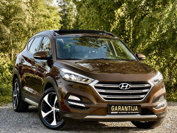 Brown Hyundai Tucson 2017 in Siauliai, with an engine capacity of 2.00 L and mileage of 276 thousand km for 15550 €, photo 1 on AUTOMOTO.COM.LV