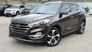 Brown Hyundai Tucson 2017 in Telschi, with an engine capacity of 1.59 L and mileage of 98 thousand km for 14800 €, photo 3 on AUTOMOTO.COM.LV