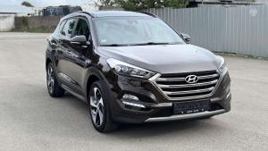 Brown Hyundai Tucson 2017 in Telschi, with an engine capacity of 1.59 L and mileage of 98 thousand km for 14800 €, photo 4 on AUTOMOTO.COM.LV