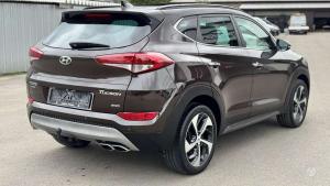 Brown Hyundai Tucson 2017 in Telschi, with an engine capacity of 1.59 L and mileage of 98 thousand km for 14800 €, photo 11 on AUTOMOTO.COM.LV