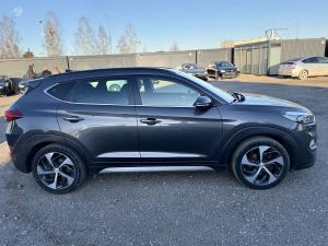 Brown Hyundai Tucson 2018 in Kaunas, with an engine capacity of 1.69 L and mileage of 258 thousand km for 10500 €, photo 6 on AUTOMOTO.COM.LV