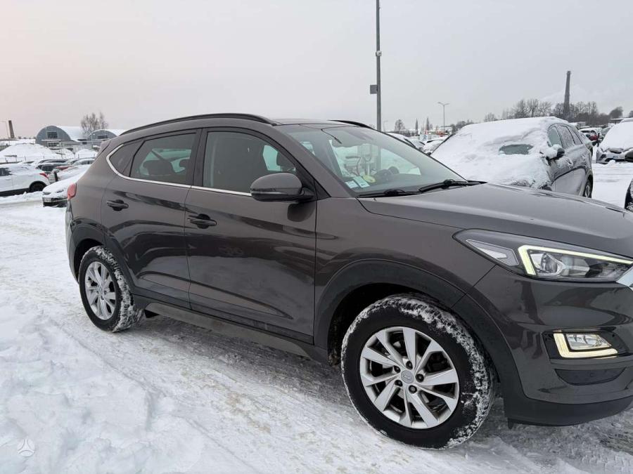 Brūns Hyundai Tucson 2018 Tauragė, ar dzinēja tilpumu 1.60 L un nobraukumu 86 tūkst. km par 16900 €, foto 6 vietnē AUTOMOTO.COM.LV