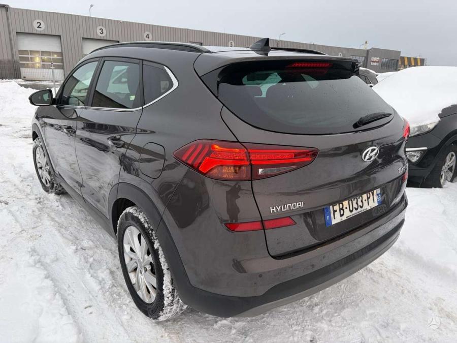 Brūns Hyundai Tucson 2018 Tauragė, ar dzinēja tilpumu 1.60 L un nobraukumu 86 tūkst. km par 16900 €, foto 12 vietnē AUTOMOTO.COM.LV