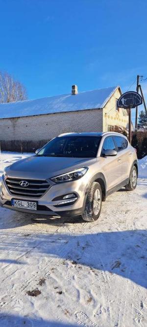 Brown Hyundai Tucson 2018 in Birzai, with an engine capacity of 1.59 L and mileage of 77 thousand km for 13900 €, photo  on AUTOMOTO.COM.LV