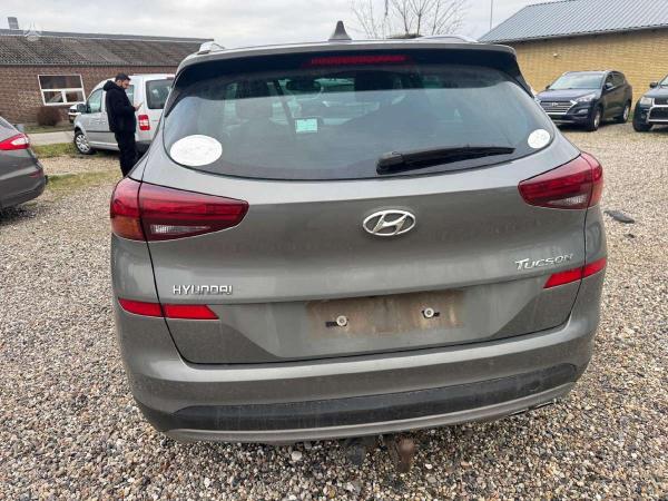 Brūns Hyundai Tucson 2019 Ukmergė, ar dzinēja tilpumu 1.60 L un nobraukumu 290 tūkst. km par 9300 €, foto 3 vietnē AUTOMOTO.COM.LV