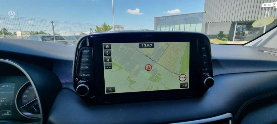 Brown Hyundai Tucson 2019 in Siauliai, with an engine capacity of 1.60 L and mileage of 76 thousand km for 12900 €, photo 12 on AUTOMOTO.COM.LV