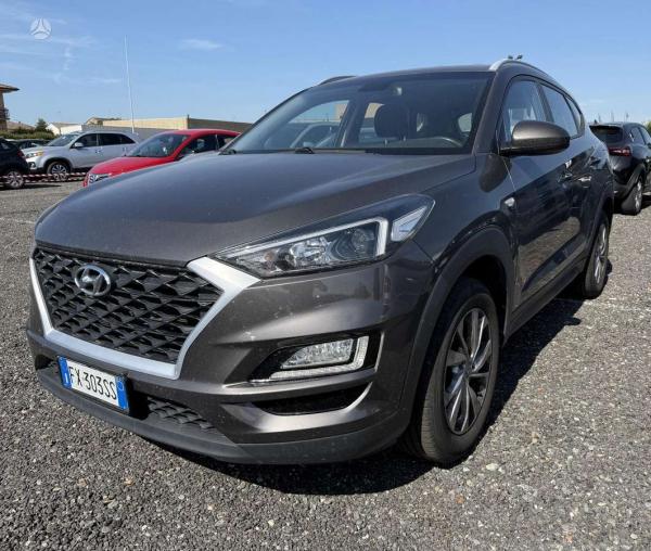Brown Hyundai Tucson 2019 in Siauliai, with an engine capacity of 1.59 L and mileage of 83 thousand km for 13200 €, photo 1 on AUTOMOTO.COM.LV