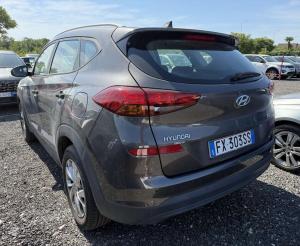 Brown Hyundai Tucson 2019 in Siauliai, with an engine capacity of 1.59 L and mileage of 83 thousand km for 13200 €, photo 7 on AUTOMOTO.COM.LV