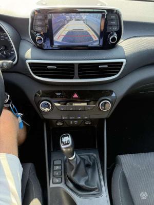 Brown Hyundai Tucson 2019 in Siauliai, with an engine capacity of 1.59 L and mileage of 83 thousand km for 13200 €, photo 12 on AUTOMOTO.COM.LV