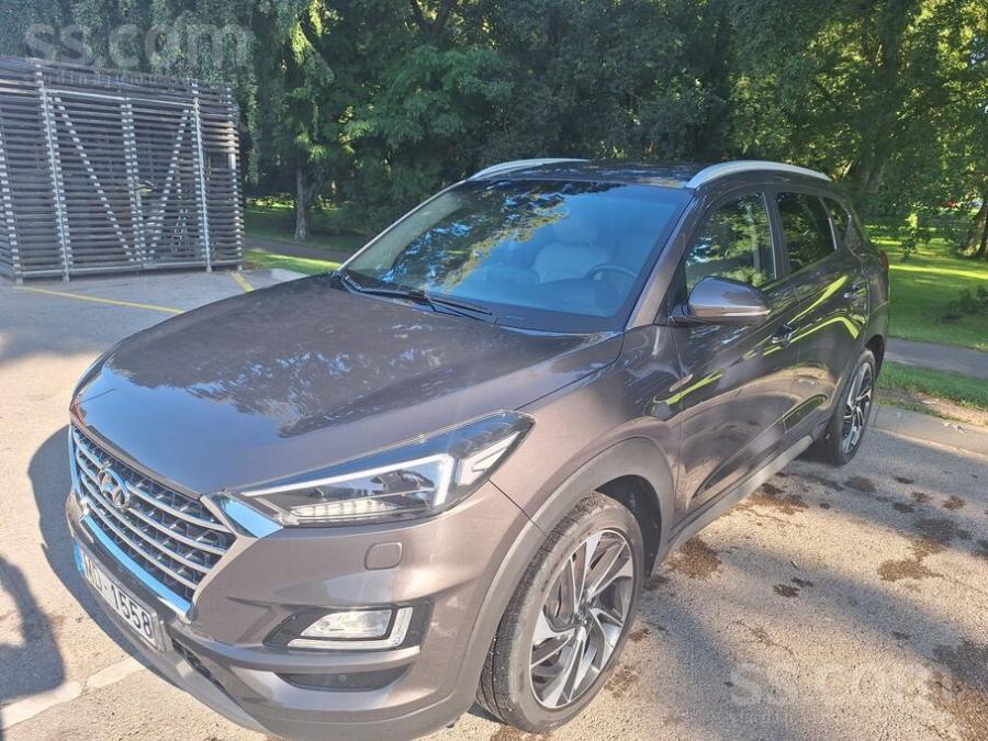 Brown Hyundai Tucson 2019 in Liepaja, with an engine capacity of 1.60 L and mileage of 50 thousand km for 25000 €, photo 6 on AUTOMOTO.COM.LV