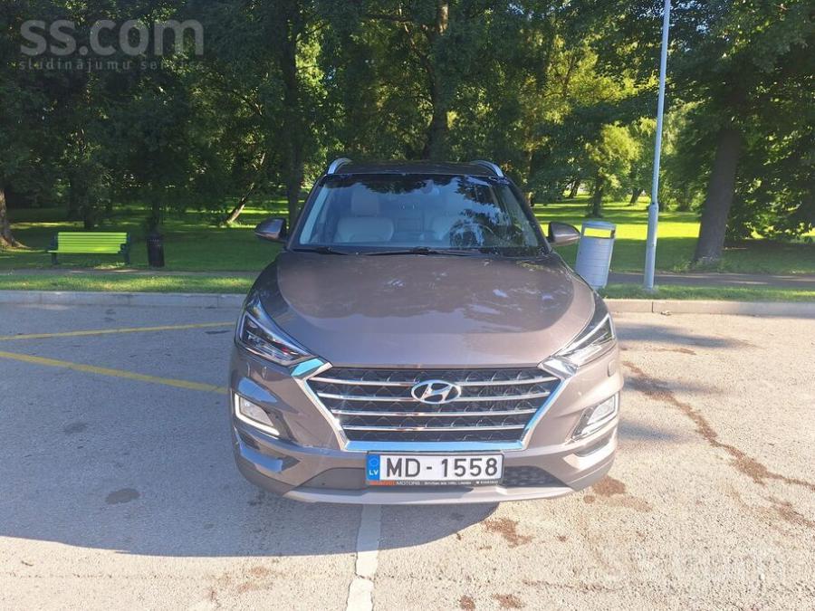 Brown Hyundai Tucson 2019 in Liepaja, with an engine capacity of 1.60 L and mileage of 50 thousand km for 25000 €, photo 7 on AUTOMOTO.COM.LV
