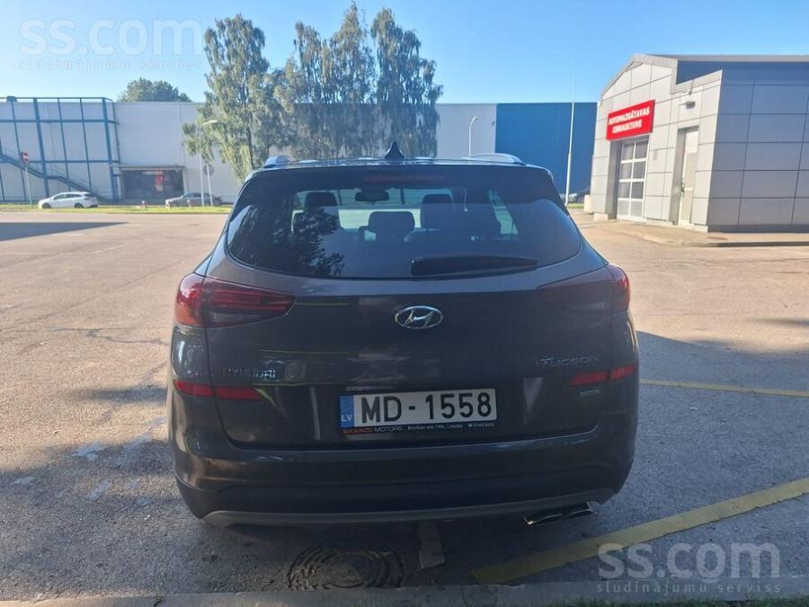 Brown Hyundai Tucson 2019 in Liepaja, with an engine capacity of 1.60 L and mileage of 50 thousand km for 25000 €, photo 9 on AUTOMOTO.COM.LV