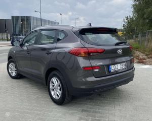 Brown Hyundai Tucson 2019 in Vilnius, with an engine capacity of 1.59 L and mileage of 51 thousand km for 15000 €, photo 5 on AUTOMOTO.COM.LV