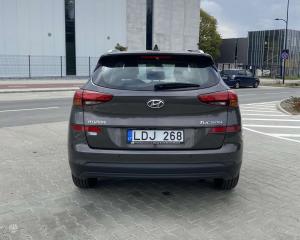 Brown Hyundai Tucson 2019 in Vilnius, with an engine capacity of 1.59 L and mileage of 51 thousand km for 15000 €, photo 6 on AUTOMOTO.COM.LV