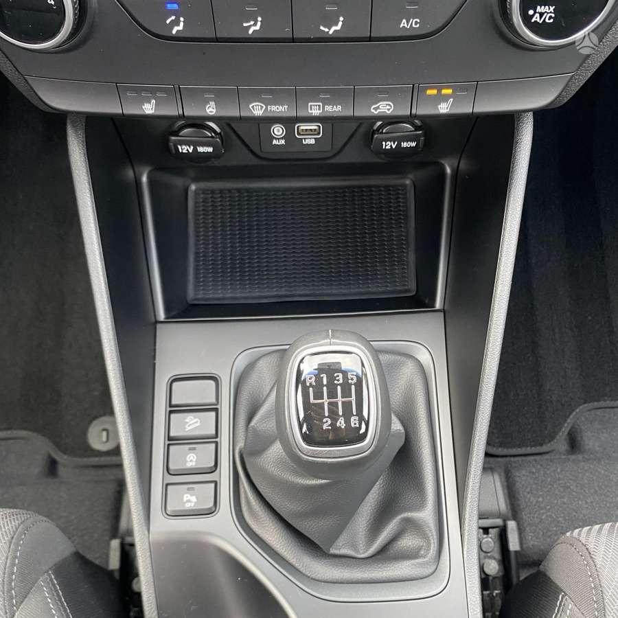 Brown Hyundai Tucson 2019 in Vilnius, with an engine capacity of 1.59 L and mileage of 51 thousand km for 15000 €, photo 19 on AUTOMOTO.COM.LV