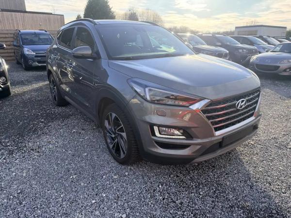 Brown Hyundai Tucson 2020 in Riga, with an engine capacity of 1.60 L and mileage of 205 thousand km for 17995 €, photo 1 on AUTOMOTO.COM.LV