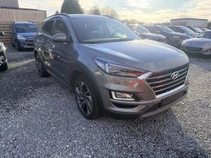 Brown Hyundai Tucson 2020 in Riga, with an engine capacity of 1.60 L and mileage of 205 thousand km for 17995 €, photo  on AUTOMOTO.COM.LV