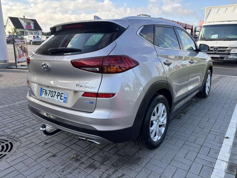 Brown Hyundai Tucson 2020 in Taurage, with an engine capacity of 1.60 L and mileage of 160 thousand km for 12200 €, photo 6 on AUTOMOTO.COM.LV