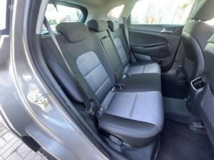 Brown Hyundai Tucson 2020 in Taurage, with an engine capacity of 1.60 L and mileage of 160 thousand km for 12200 €, photo 17 on AUTOMOTO.COM.LV