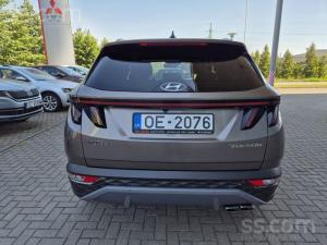Brūns Hyundai Tucson 2021 Liepāja, ar dzinēja tilpumu 1.60 L un nobraukumu 88 tūkst. km par 21300 €, foto 5 vietnē AUTOMOTO.COM.LV