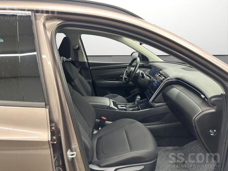 Brūns Hyundai Tucson 2021 Rīga, ar dzinēja tilpumu 1.60 L un nobraukumu 41 tūkst. km par 21790 €, foto 18 vietnē AUTOMOTO.COM.LV