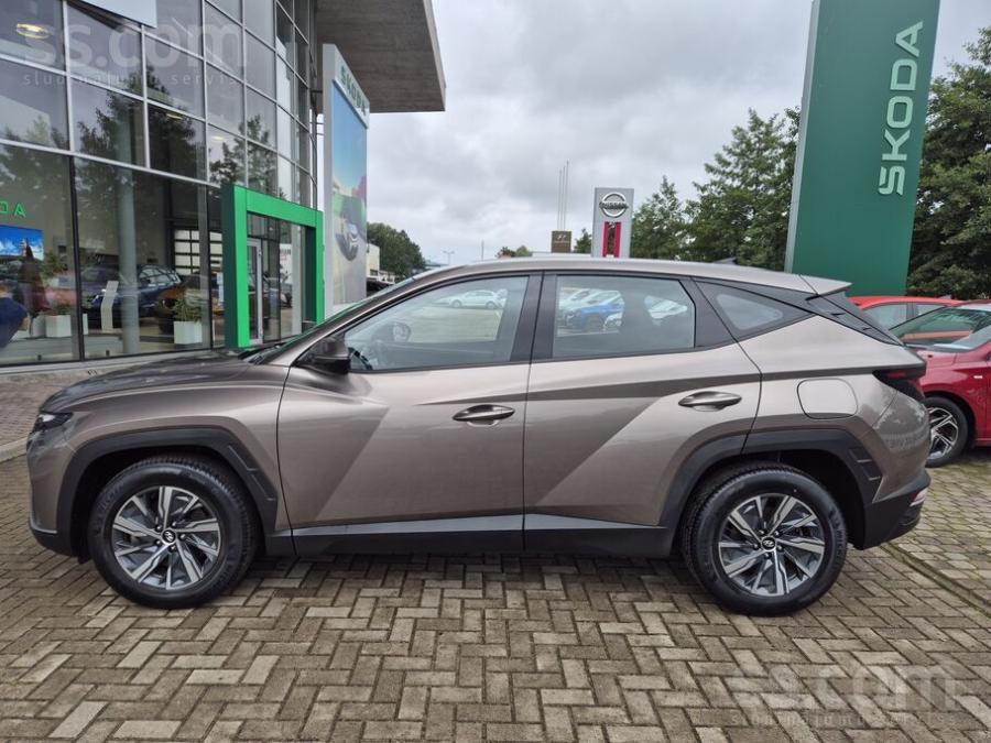 Brūns Hyundai Tucson 2021 Liepāja, ar dzinēja tilpumu 1.60 L un nobraukumu 30 tūkst. km par 16990 €, foto 3 vietnē AUTOMOTO.COM.LV