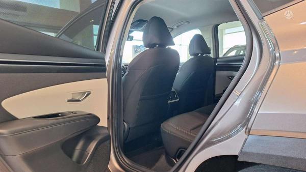 Hyundai Tucson 2021 KauÅa vietnÄ BrÅ«ns Hyundai Tucson 2021 KauÅa, ar dzinÄja tilpumu 0.00 L un nobraukumu 91 tÅ«kst. km par 21886 ā¬, foto 9 vietnÄ AUTOMOTO.COM.LV
