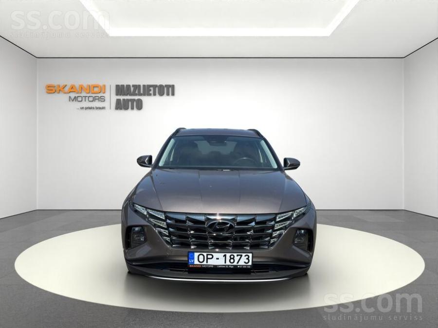 Коричневый Хендай Туксон 2024 в Рига, объемом двигателя 1.60 л и пробегом 60 тыс. км за 23990 €, фото 3 на AUTOMOTO.COM.LV