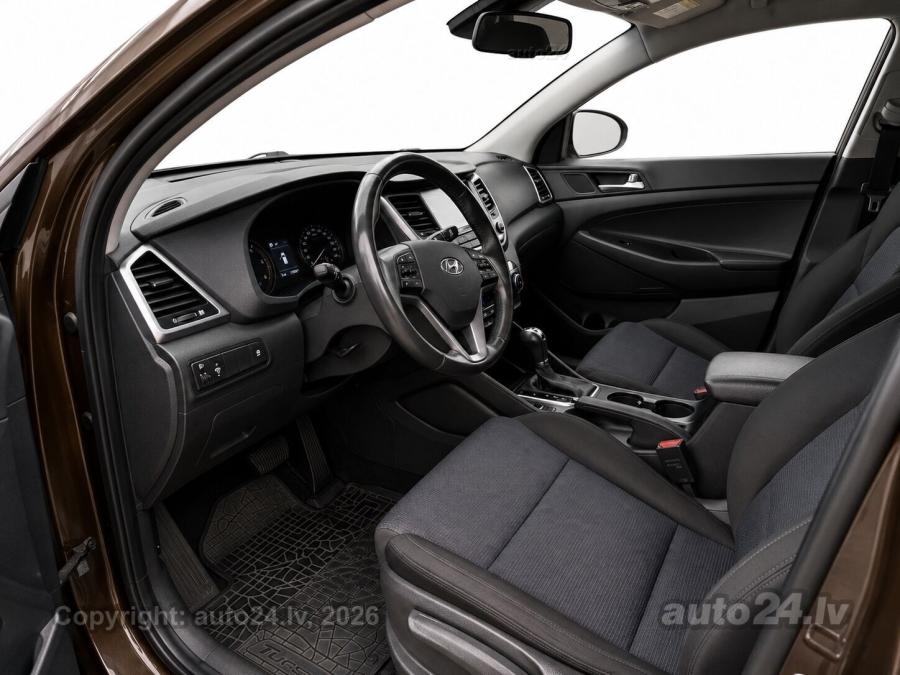 Brūns Hyundai Tucson 2017 Tallina, ar dzinēja tilpumu 1.70 L un nobraukumu 116 tūkst. km par 14590 €, foto 11 vietnē AUTOMOTO.COM.LV