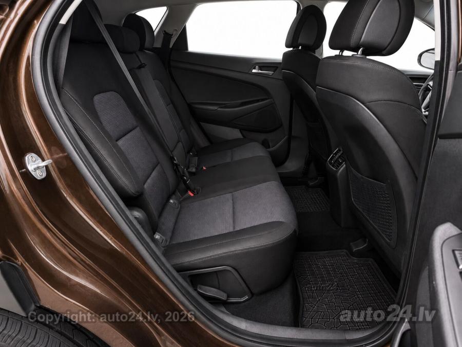 Brūns Hyundai Tucson 2017 Tallina, ar dzinēja tilpumu 1.70 L un nobraukumu 116 tūkst. km par 14590 €, foto 15 vietnē AUTOMOTO.COM.LV