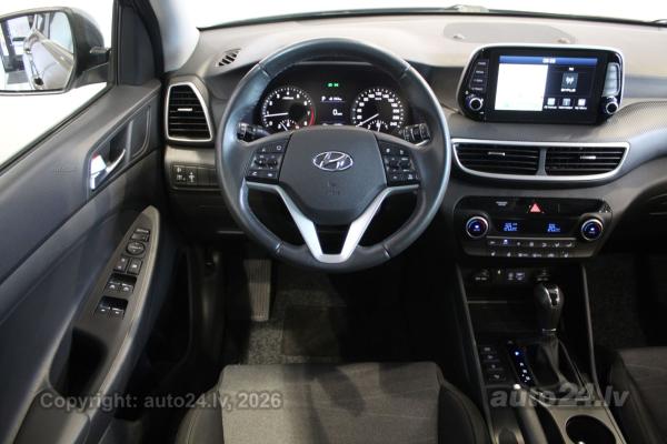 Brown Hyundai Tucson 2019 in Tallinn, with an engine capacity of 1.60 L and mileage of 94 thousand km for 15490 €, photo 9 on AUTOMOTO.COM.LV